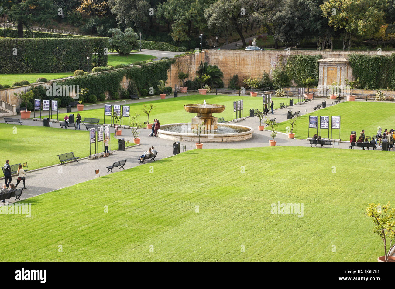 Vatican courtyard hi-res stock photography and images - Alamy
