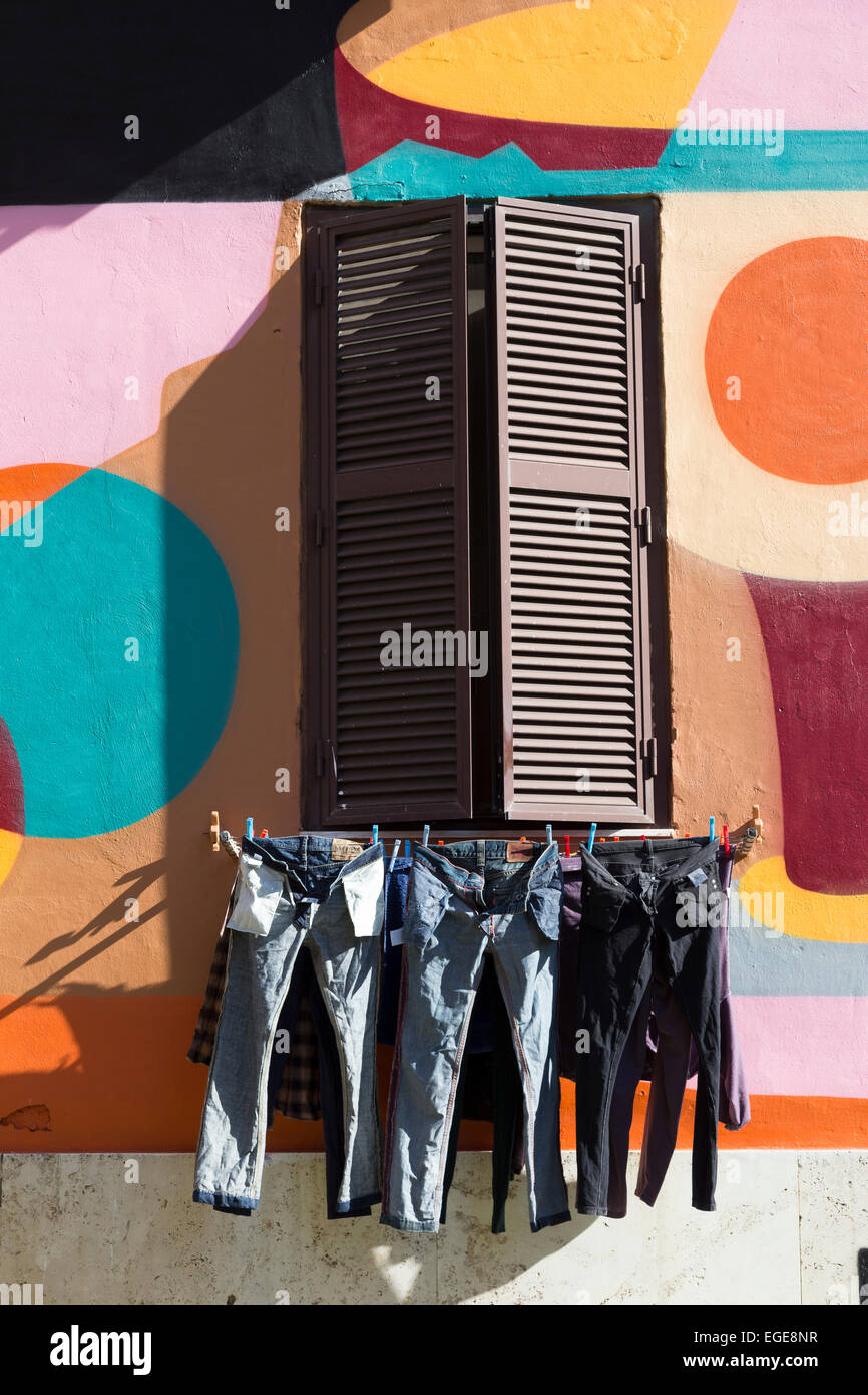 Worldwide famous urban artist Reka (Australia, 36) painting a wall in ...
