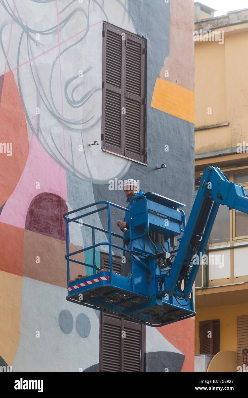 Worldwide famous urban artist Reka (Australia, 36) painting a wall in ...