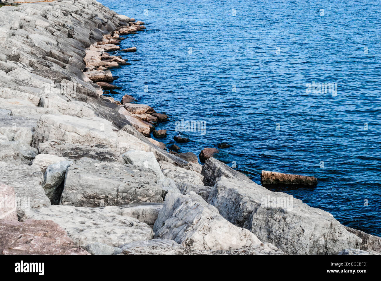 Breakwall hi-res stock photography and images - Alamy