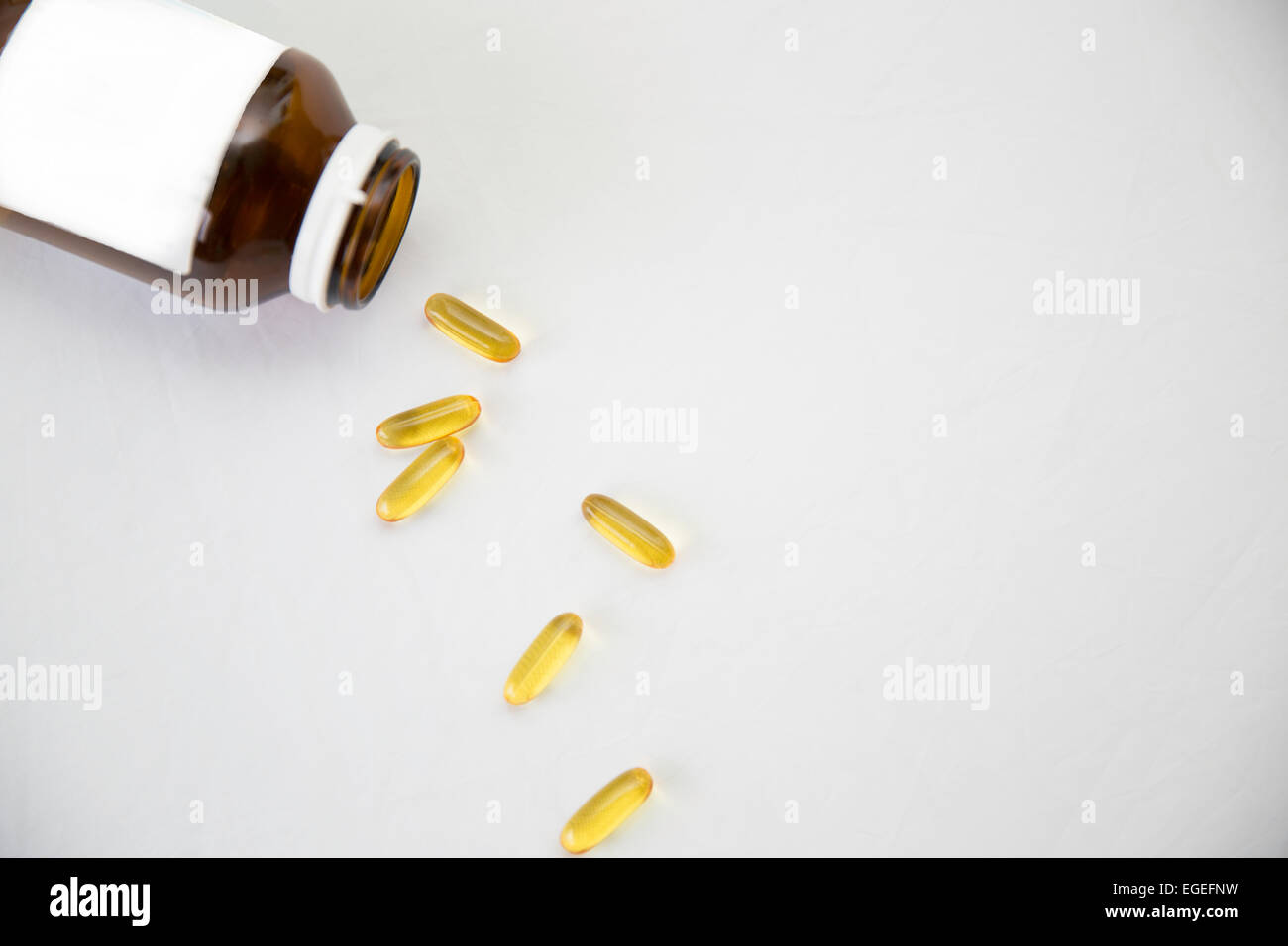 Popping pills hi-res stock photography and images - Alamy