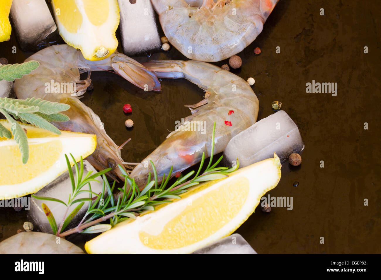 fresh raw prawns Stock Photo - Alamy