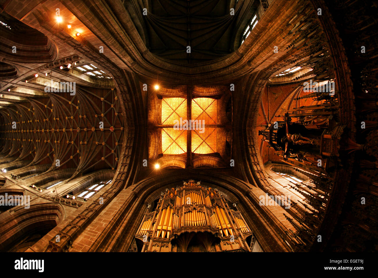 Crossing Ceiling High Resolution Stock Photography and Images - Alamy