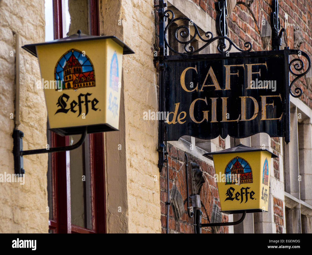 Cafe de gilde hi-res stock photography and images - Alamy
