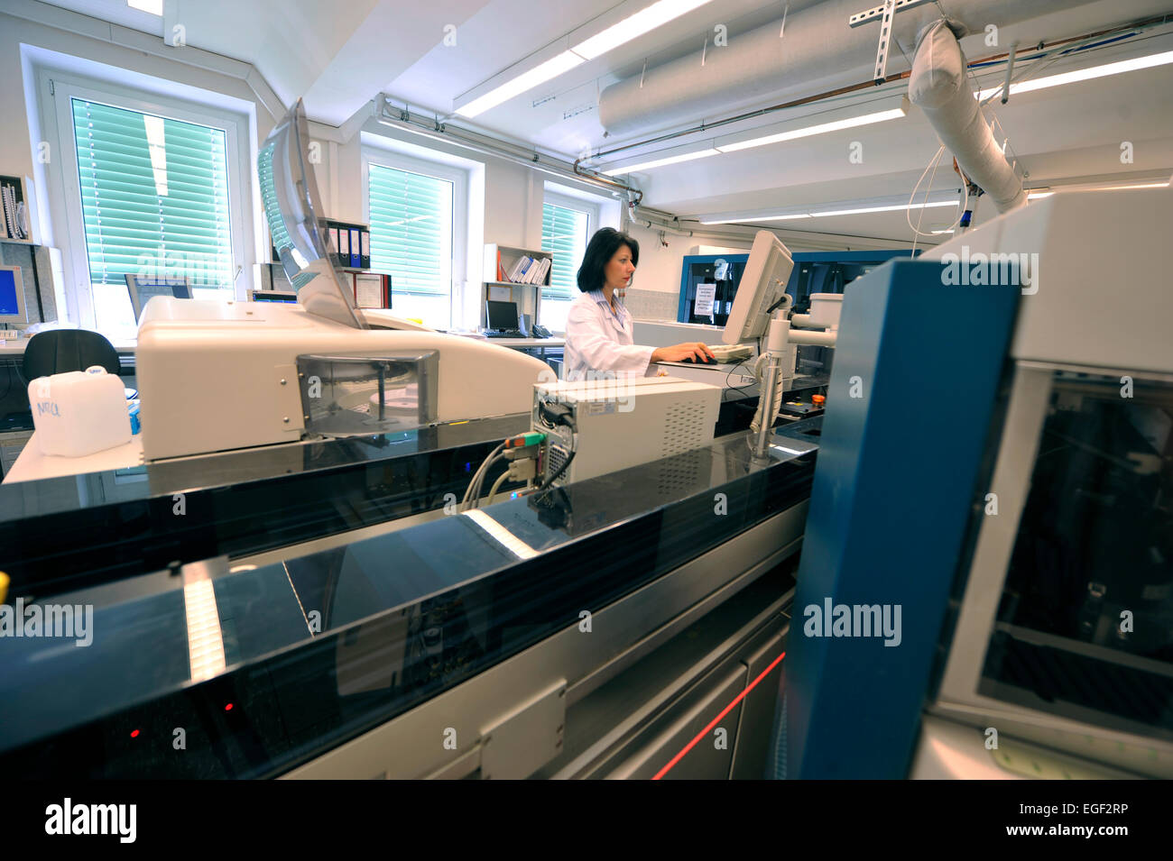 Modern technology in appliances and a conveyor belt enables the Hygiene ...