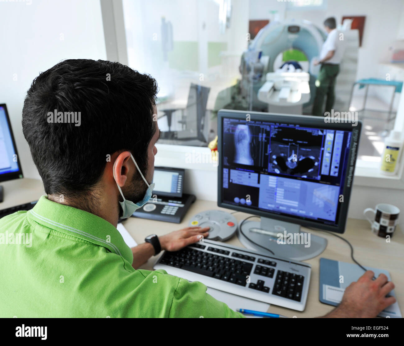 Patients with some vague pains are very frequent, good pain management ...