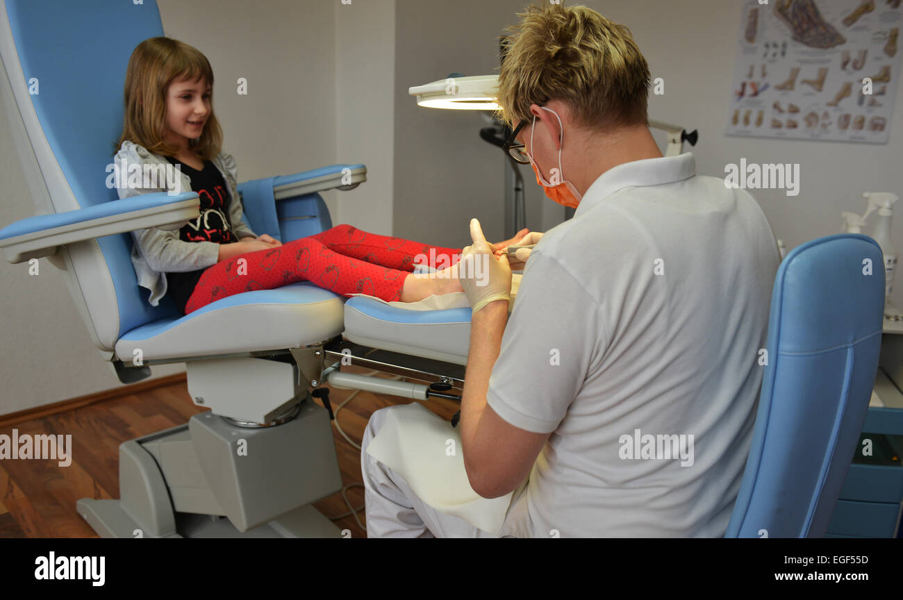 The podiatrist in his practice is an important assistant to the ...