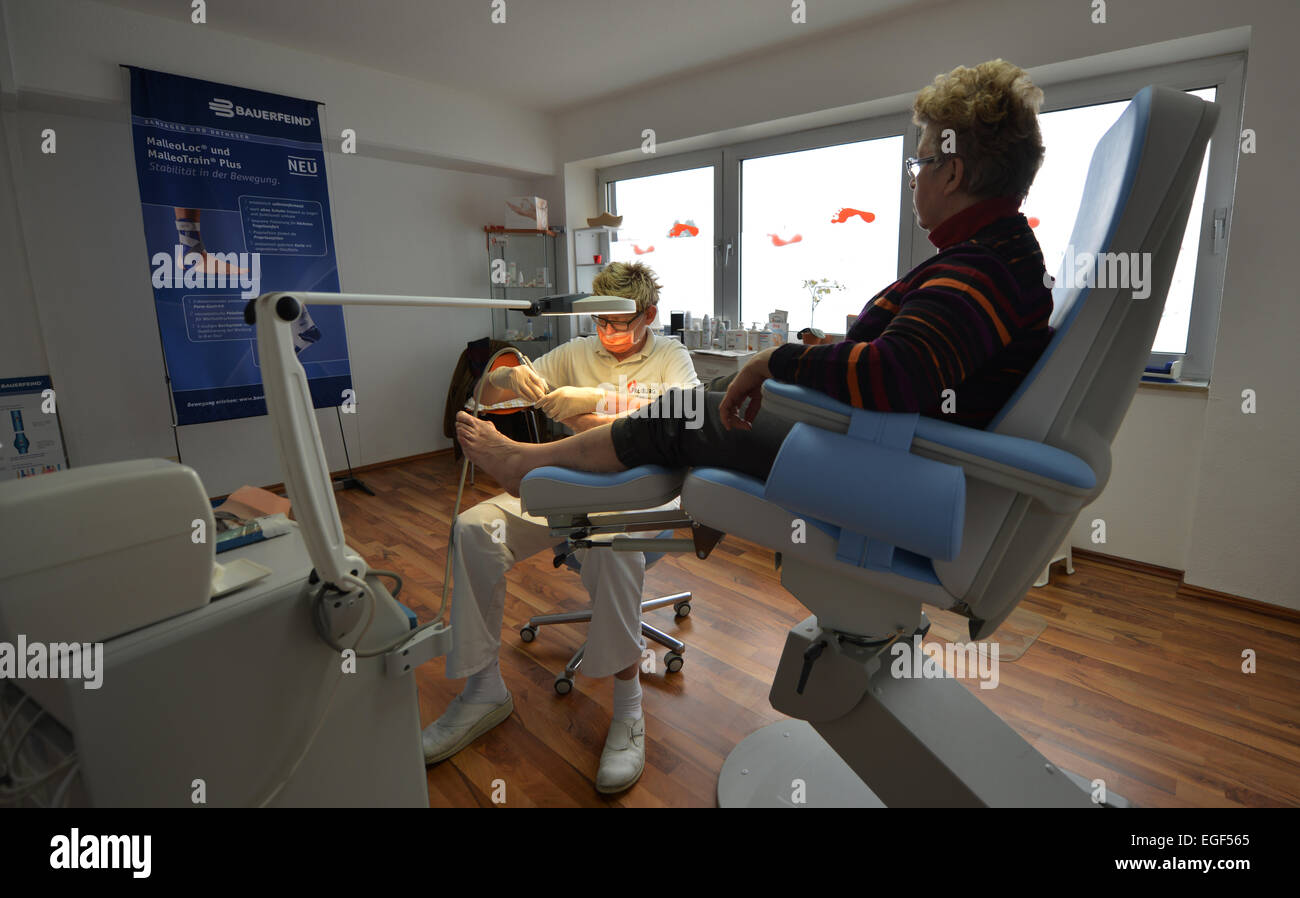 The podiatrist in his practice is an important assistant to the ...