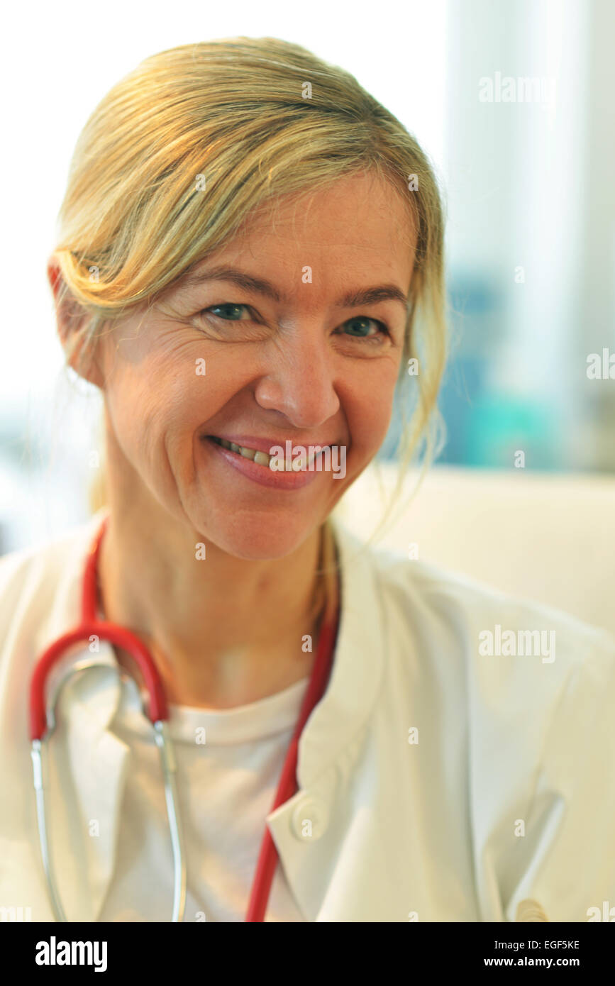 Employment practice hi-res stock photography and images - Alamy