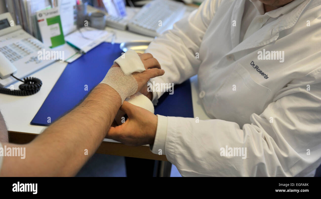 The family doctor – here in his surgery – fulfils an important task in ...