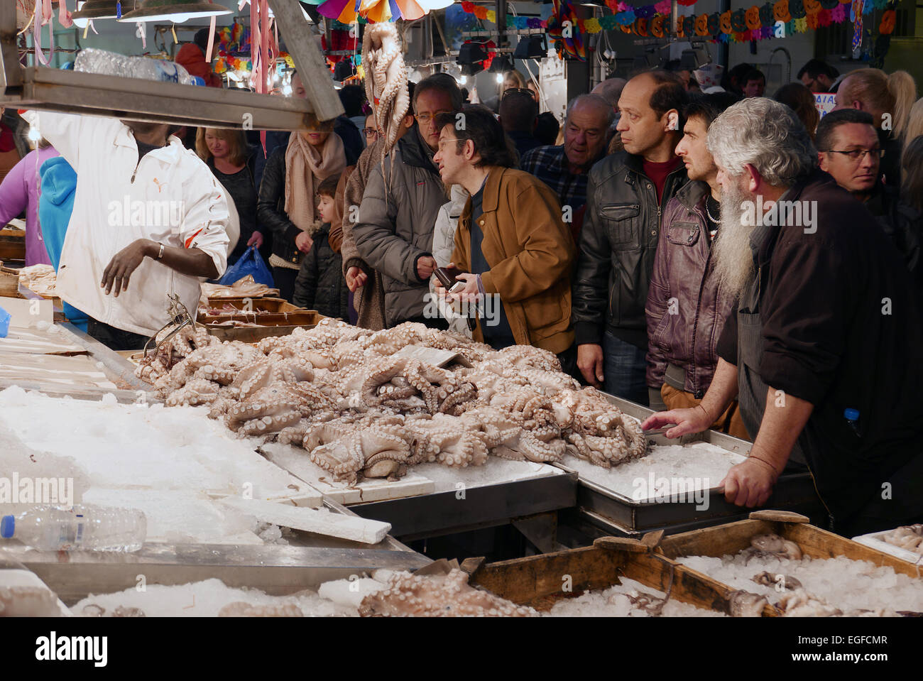 Buying fresh seafood athens hi-res stock photography and images - Alamy