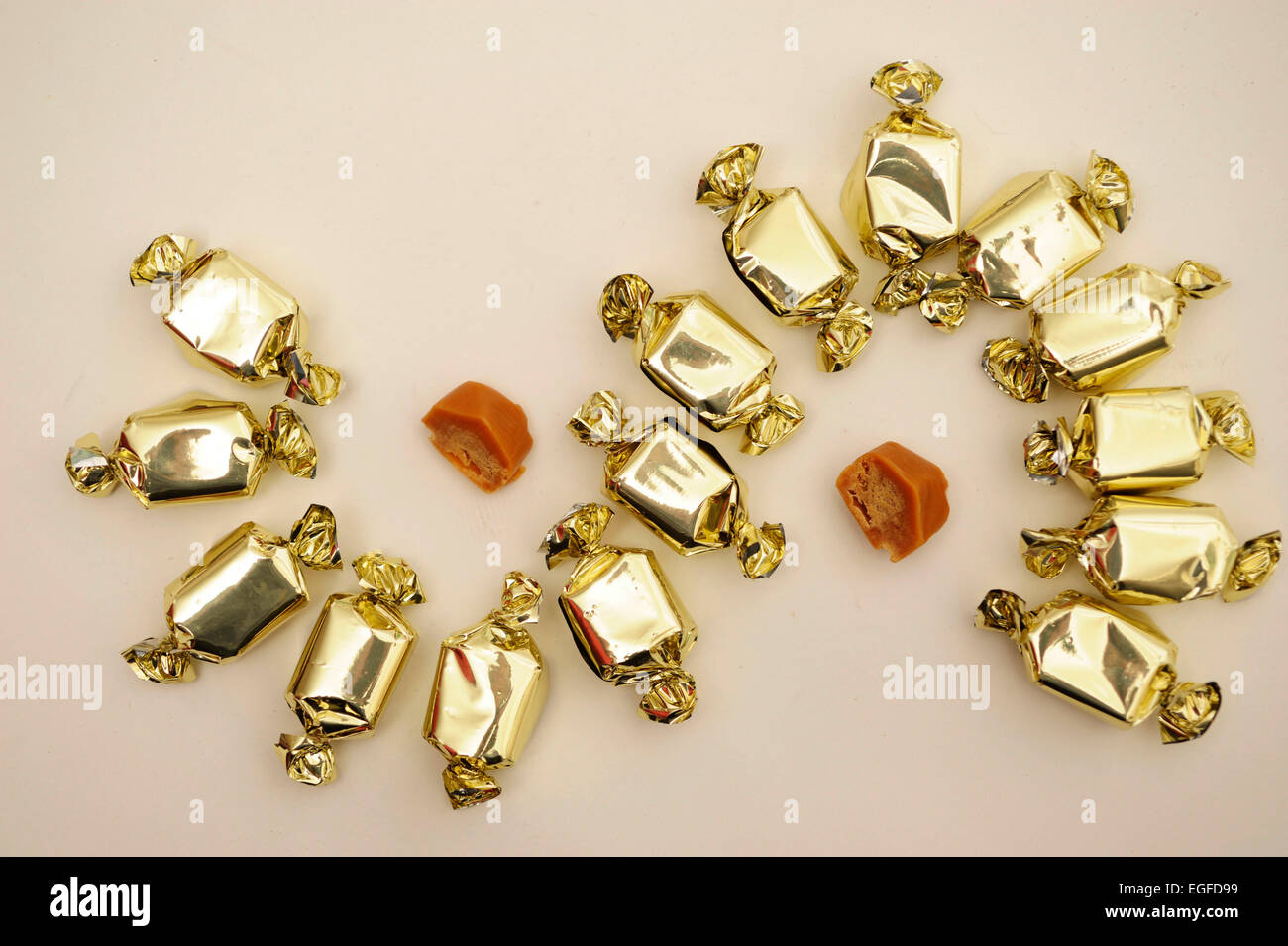 Holding sweets hi-res stock photography and images - Alamy