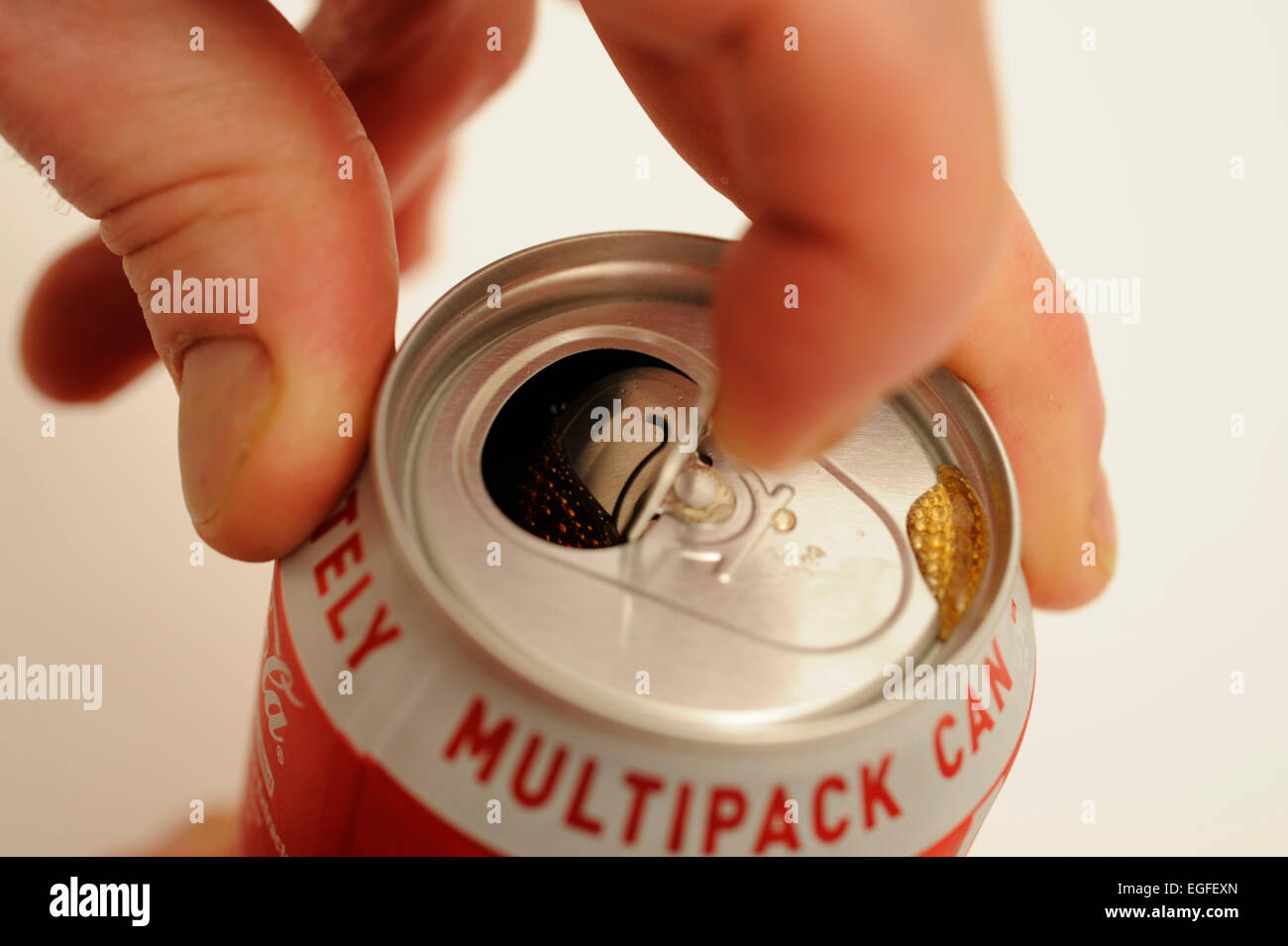 Coca Cola Tin Can Stock Photos & Coca Cola Tin Can Stock Images - Alamy