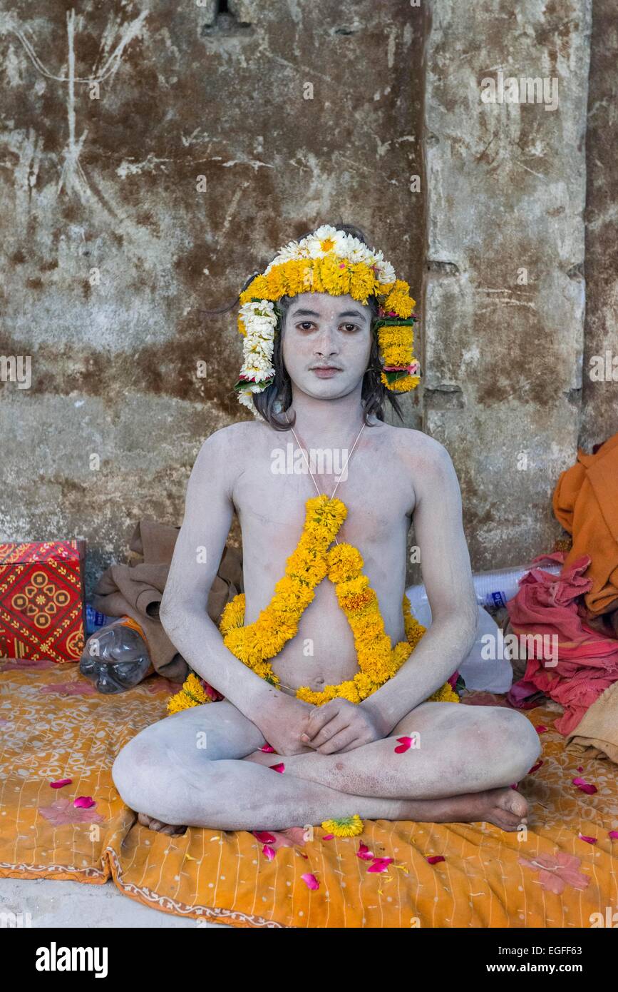 Young naga sadhu shivratri bhavnath hi-res stock photography and images ...