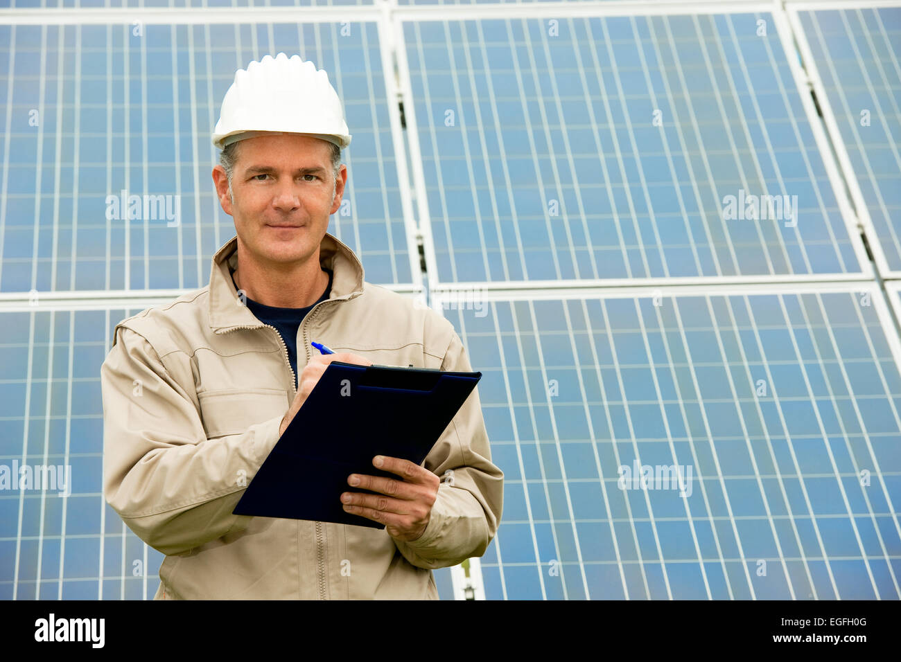 Solar inspection hi-res stock photography and images - Alamy