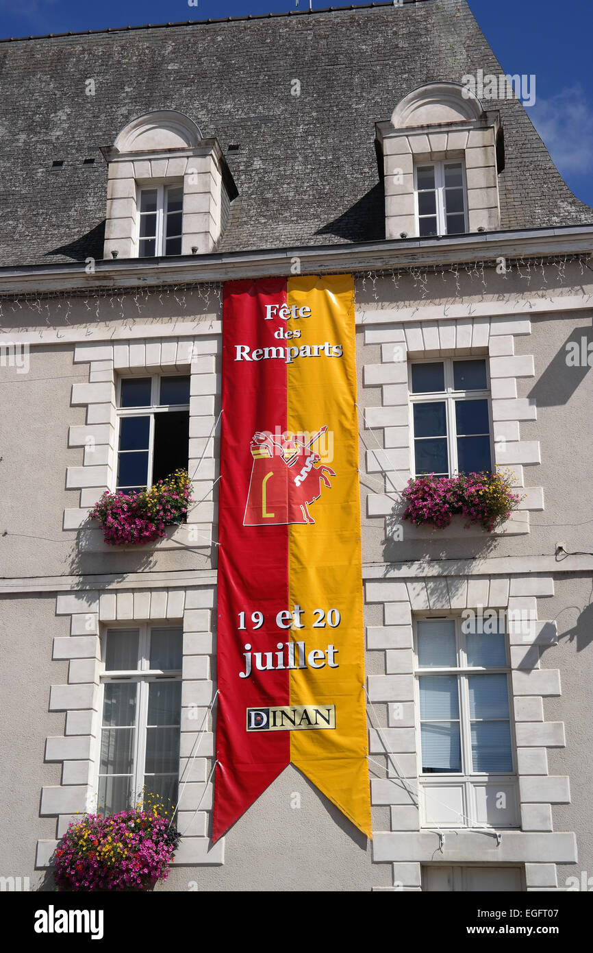 Dinan france fete des remparts hi-res stock photography and images - Alamy