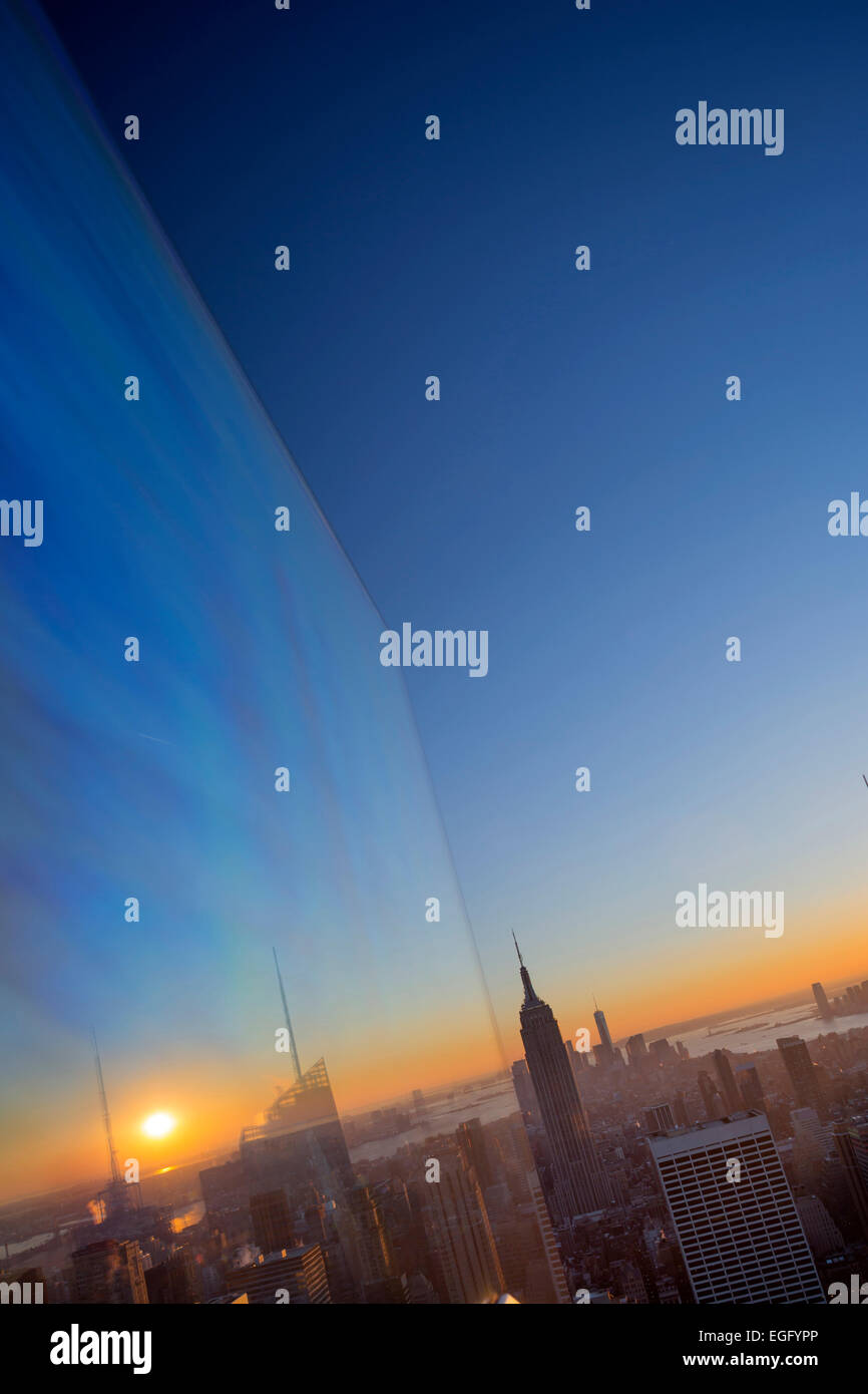 EMPIRE STATE BUILDING (©SHREVE LAMB & HARMON 1931) MIDTOWN SKYLINE ...