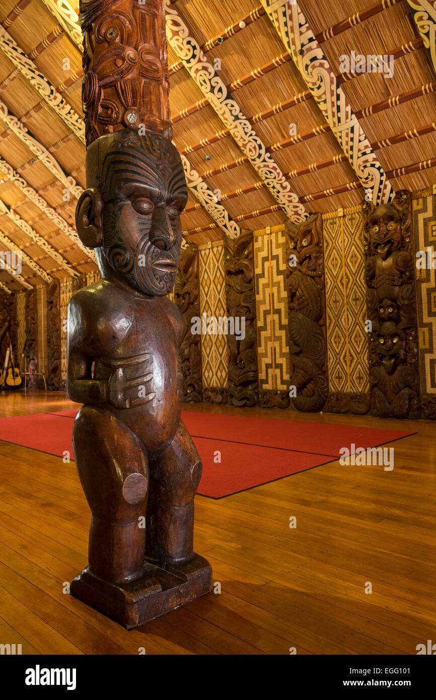 Maori whare meeting house hi-res stock photography and images - Alamy