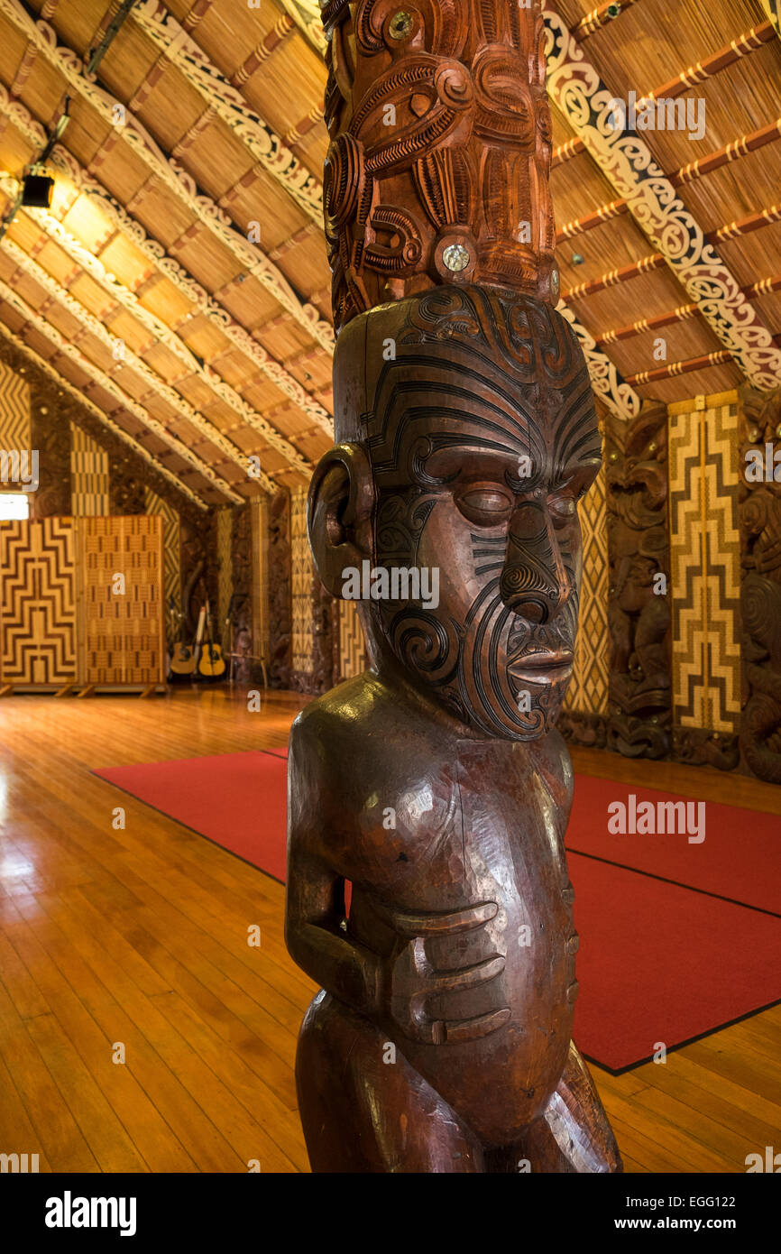 Maori whare meeting house hi-res stock photography and images - Alamy
