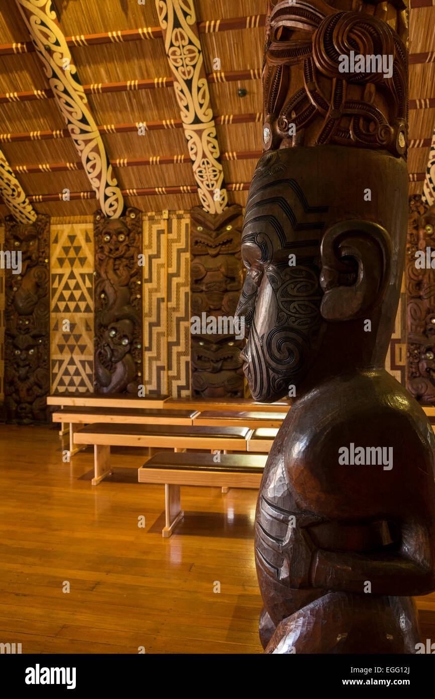 Maori whare meeting house hi-res stock photography and images - Alamy