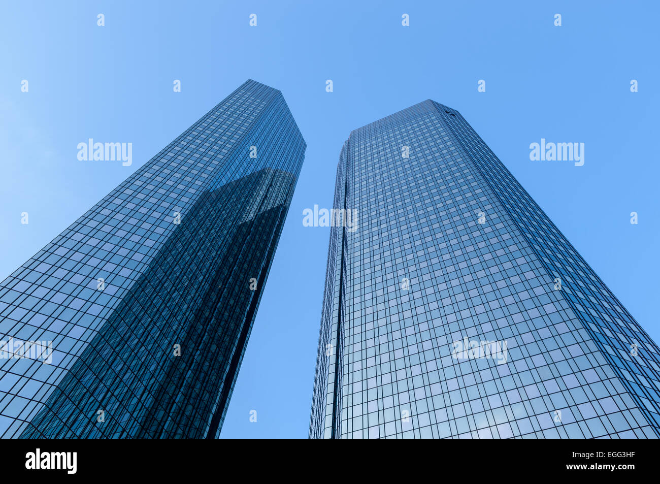 Banking towers hi-res stock photography and images - Alamy