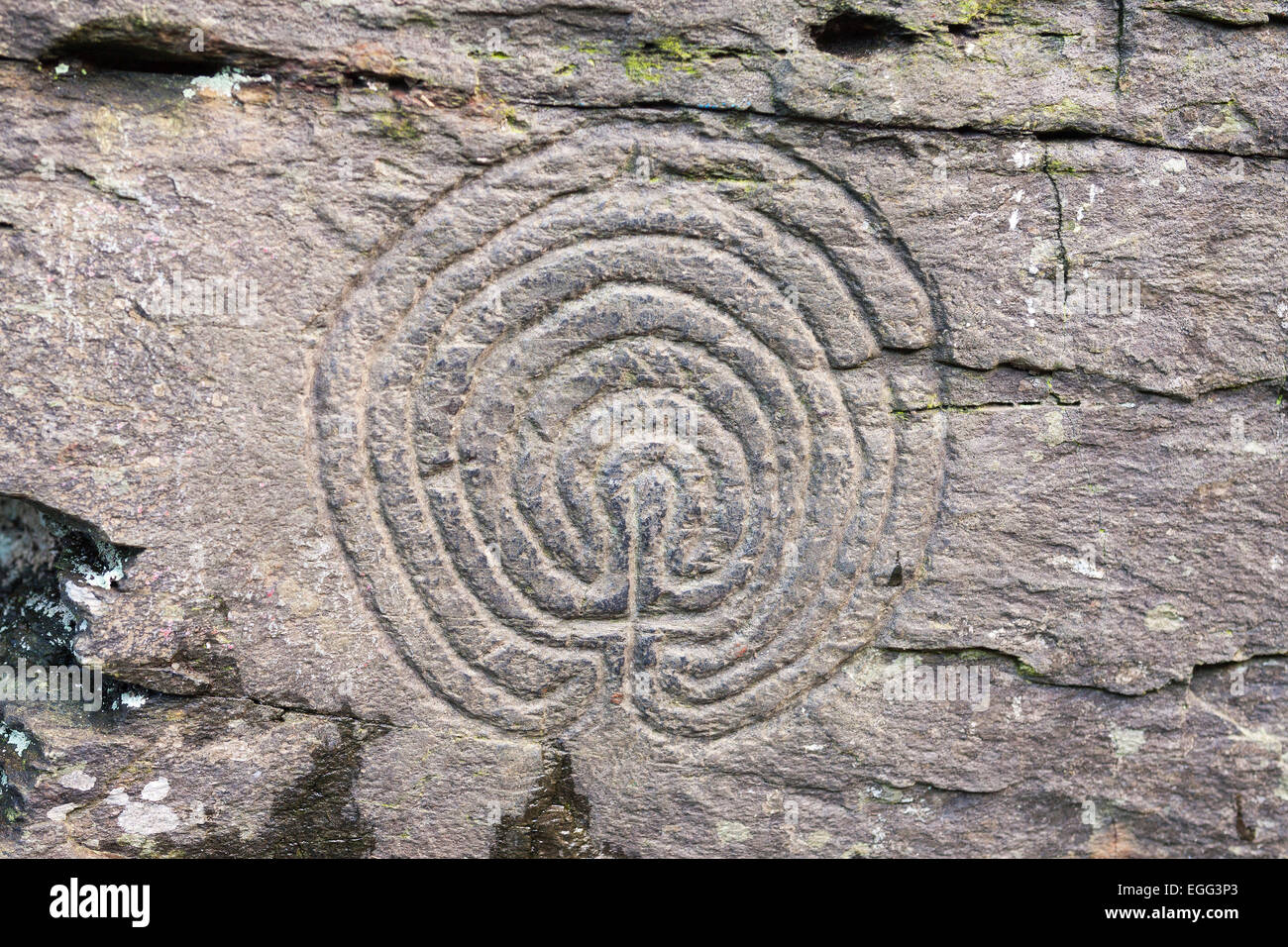 Rock carving, circular labyrinth motif, "Rocky Valley", Cornwall ...