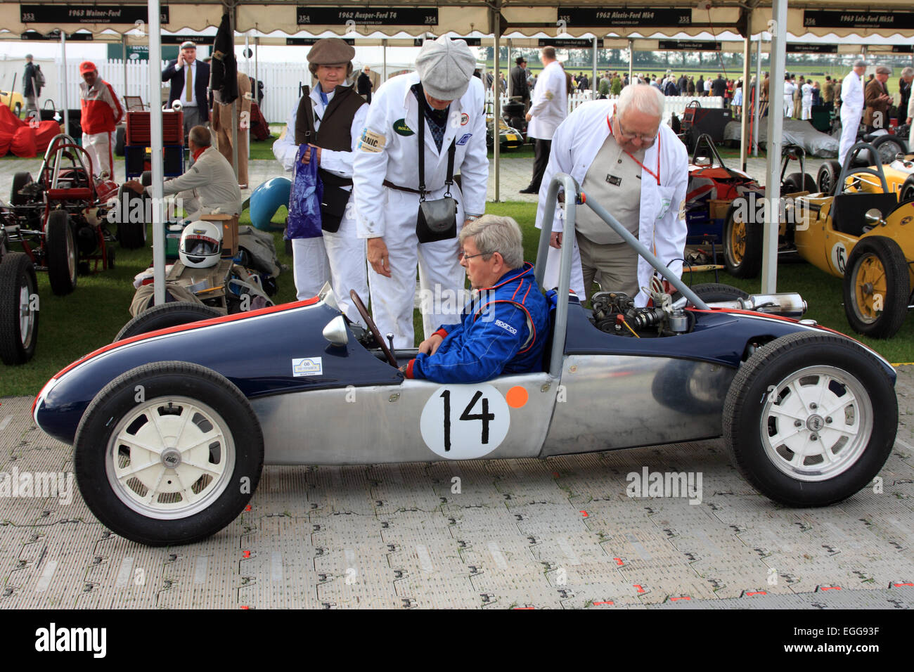 The paddock at the annual Goodwood Revival gathering of historic racing ...