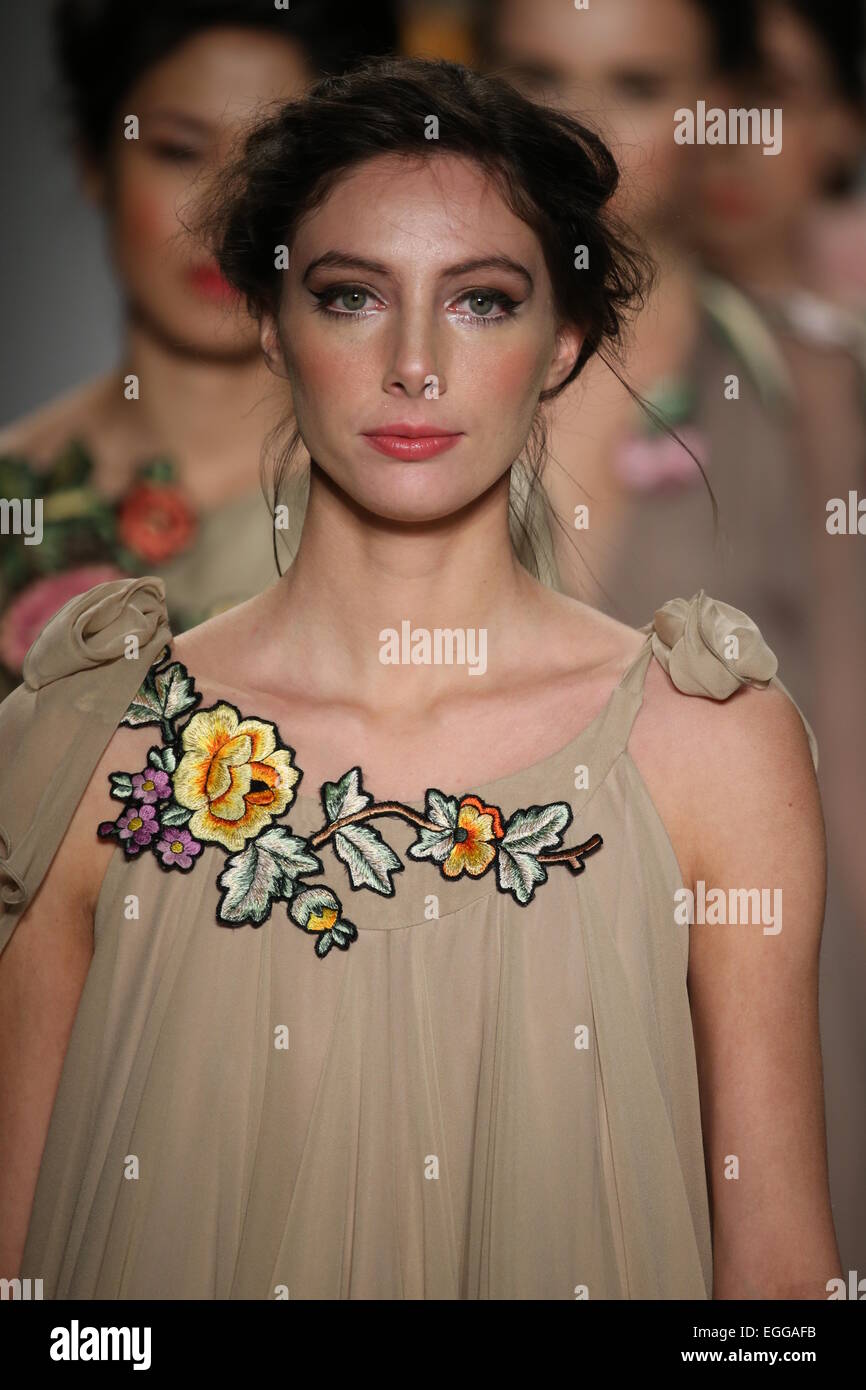 NEW YORK, NY - FEBRUARY 15: models walk the runway wearing Rozalia Bot ...