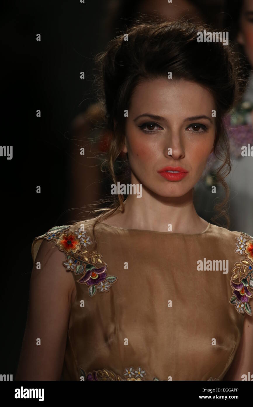 NEW YORK, NY - FEBRUARY 15: models walk the runway wearing Rozalia Bot ...