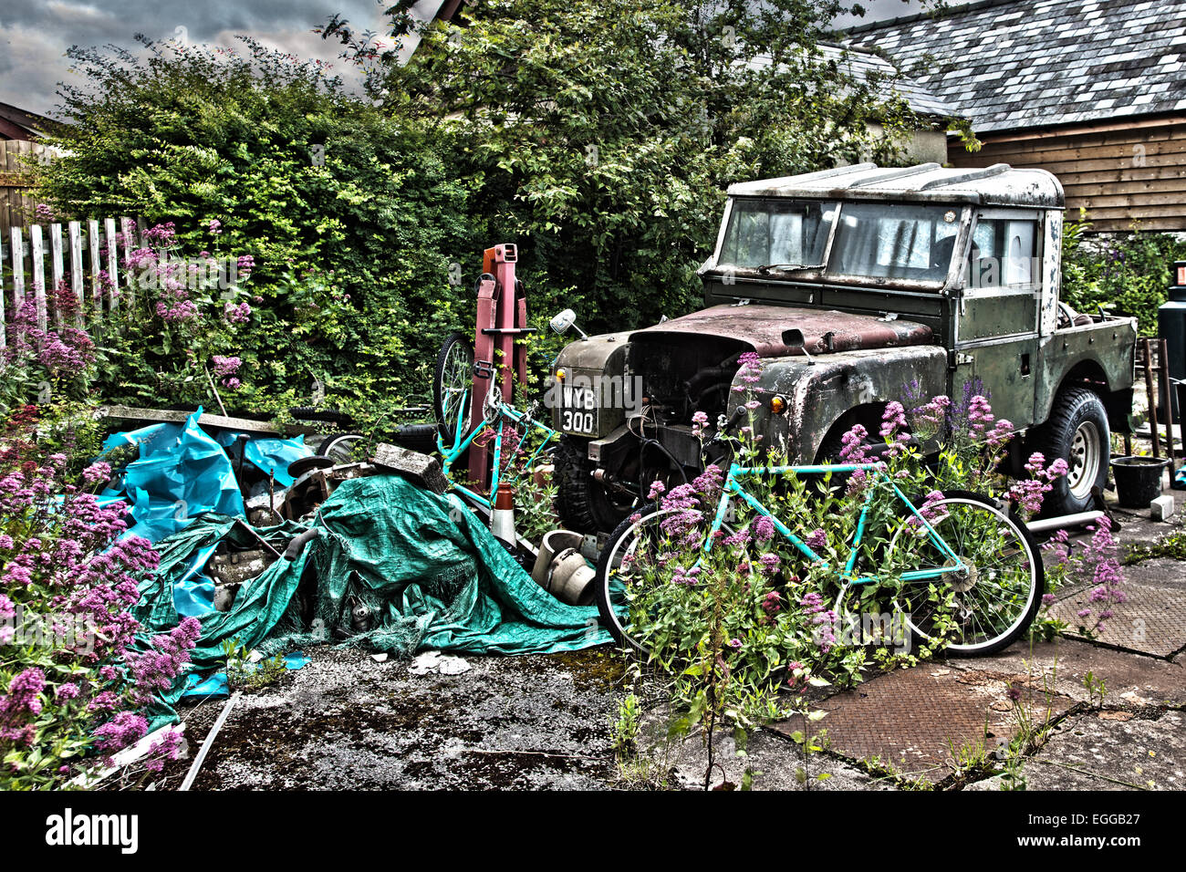 Old land rover hi-res stock photography and images - Alamy