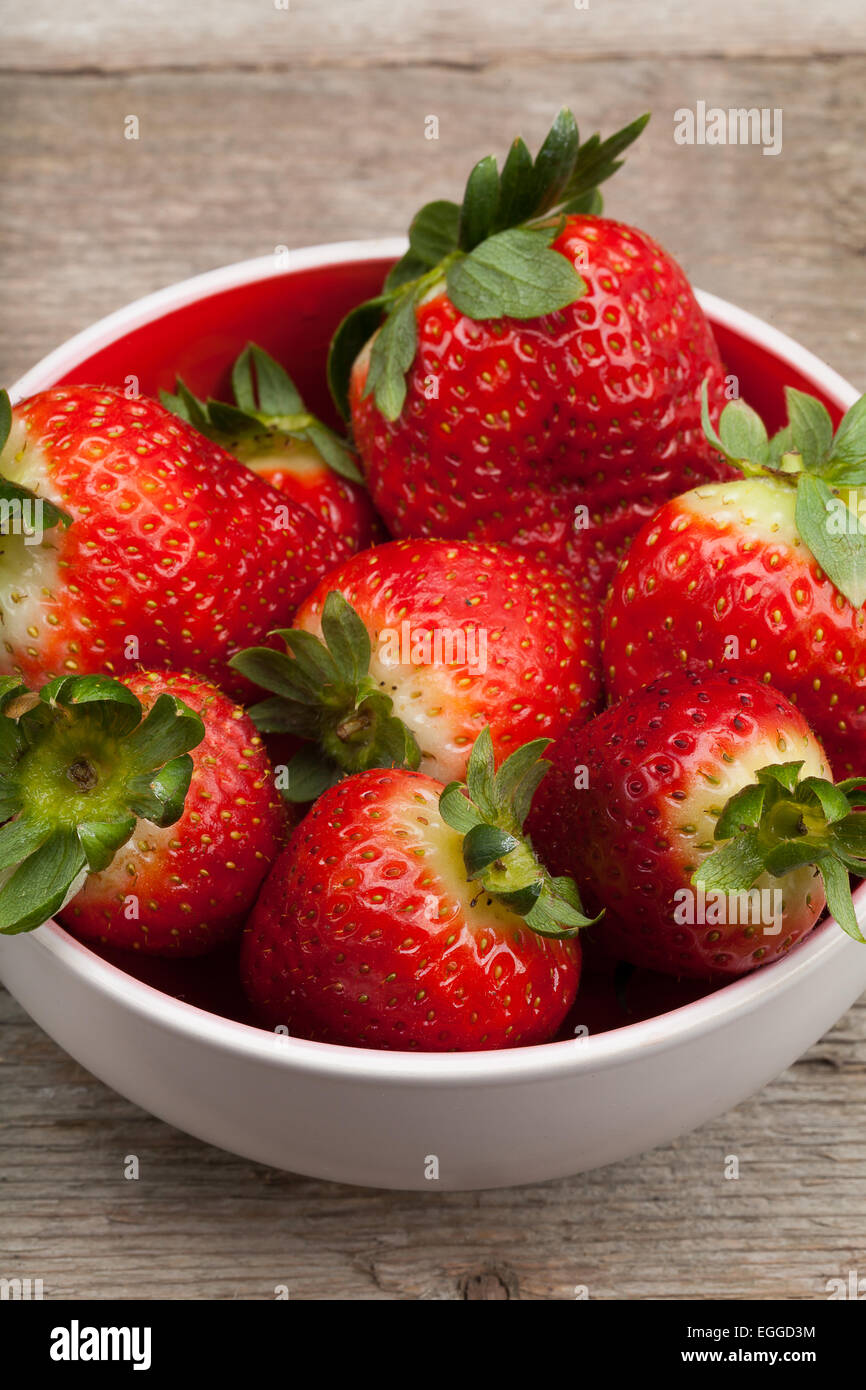 Strawberry fruits bowl Stock Photo - Alamy Strawberry fruits bowl Stock Photo - Alamy