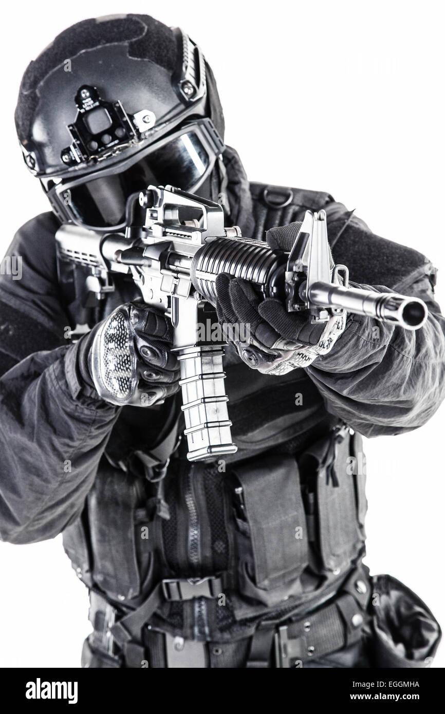Spec ops police officer SWAT Stock Photo - Alamy