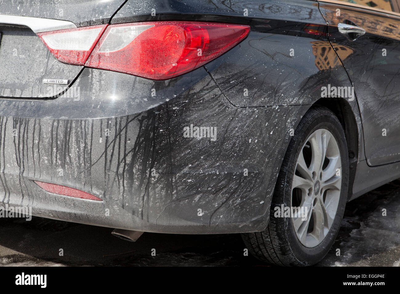 Back of car hi-res stock photography and images - Alamy