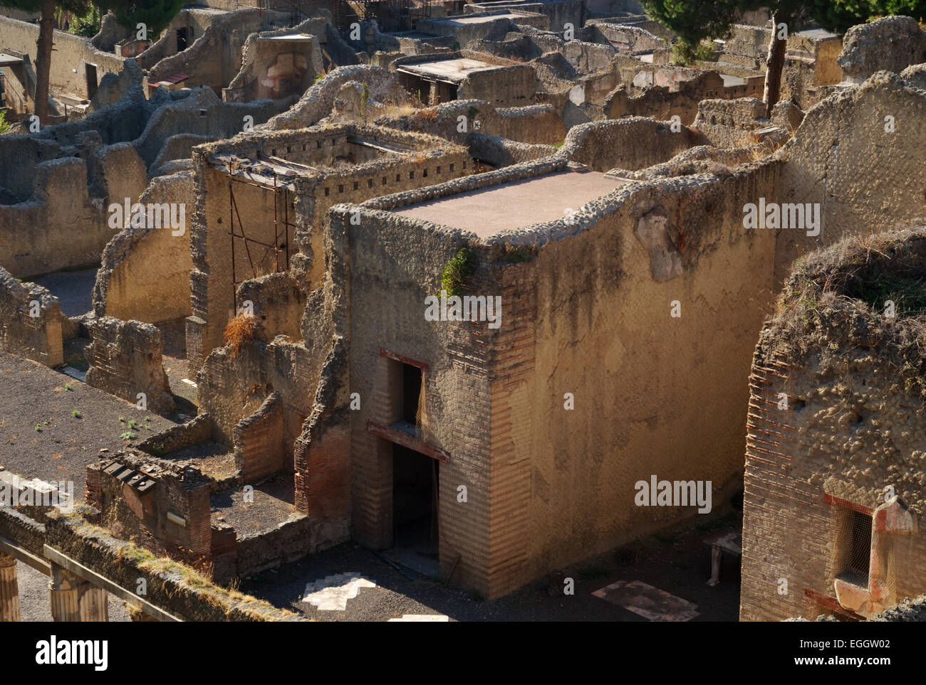 The remains of ancient Roman buildings, Herculaneum, Italy Stock Photo ...