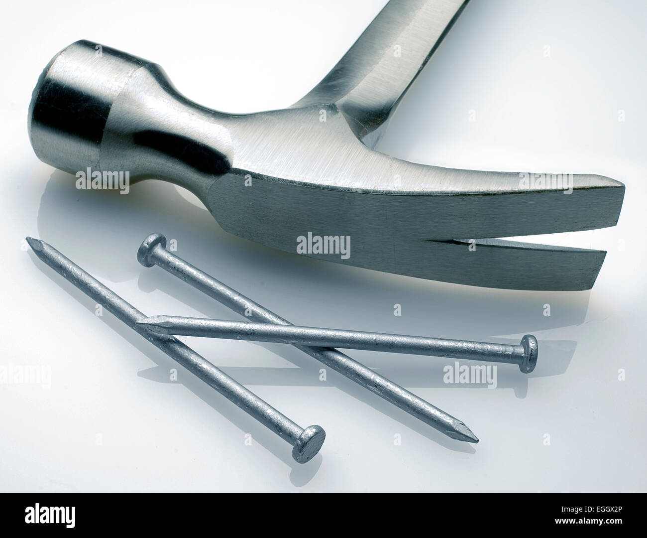 Hammer and nails hi-res stock photography and images - Alamy