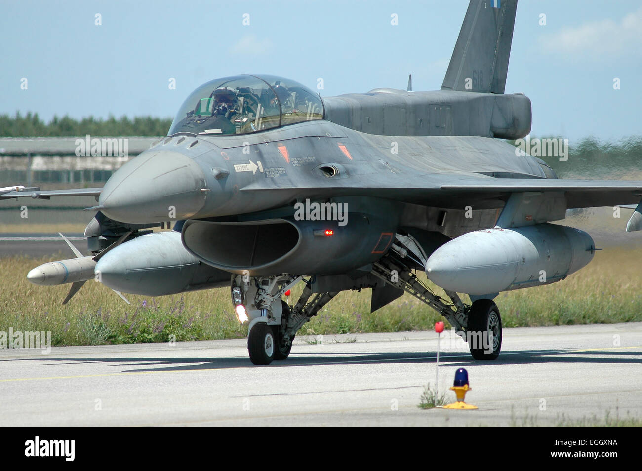 Agm 88 missile hi-res stock photography and images - Alamy