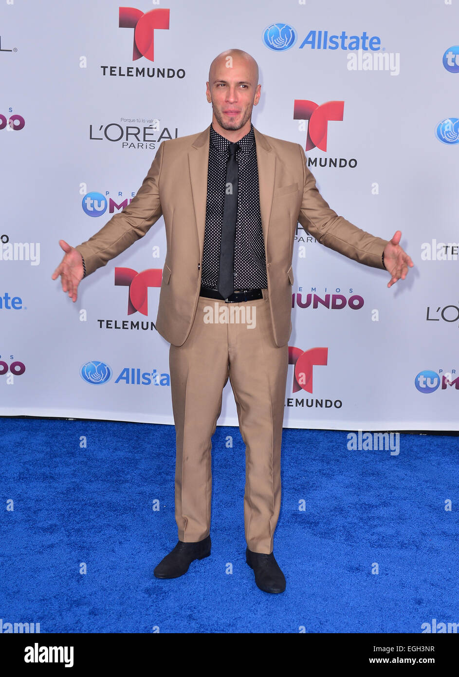 Premios tu mundo hi-res stock photography and images - Alamy