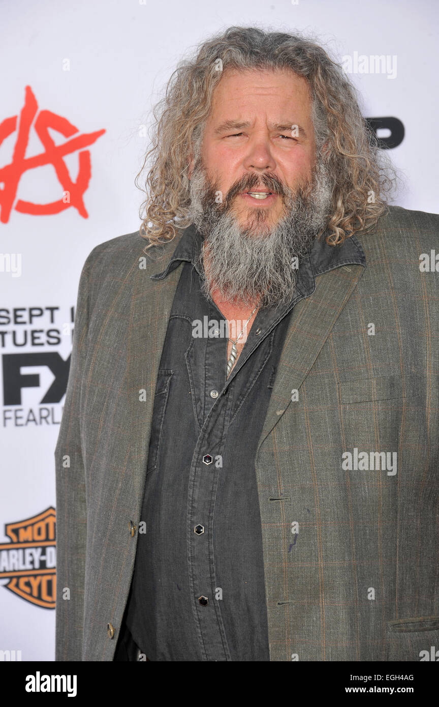 Mark boone jr sons of anarchy hi-res stock photography and images - Alamy