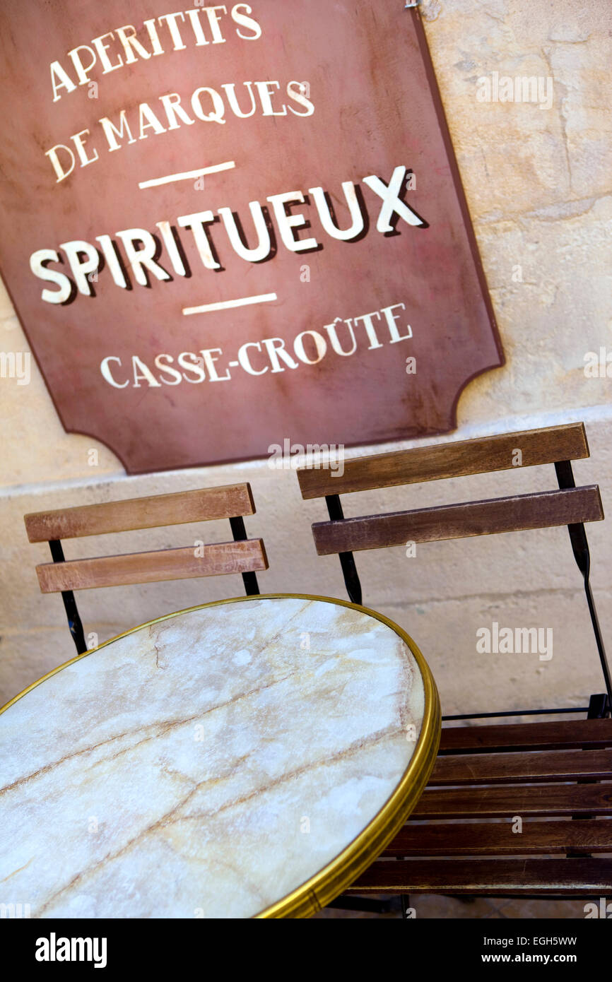 Vintage french cafe sign hi-res stock photography and images - Alamy