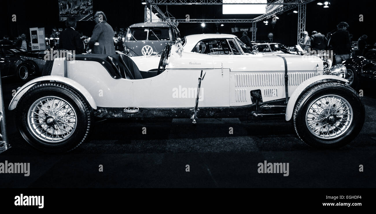 MAASTRICHT, NETHERLANDS - JANUARY 08, 2015: Oldtimer Alvis 3,5 litre MC ...