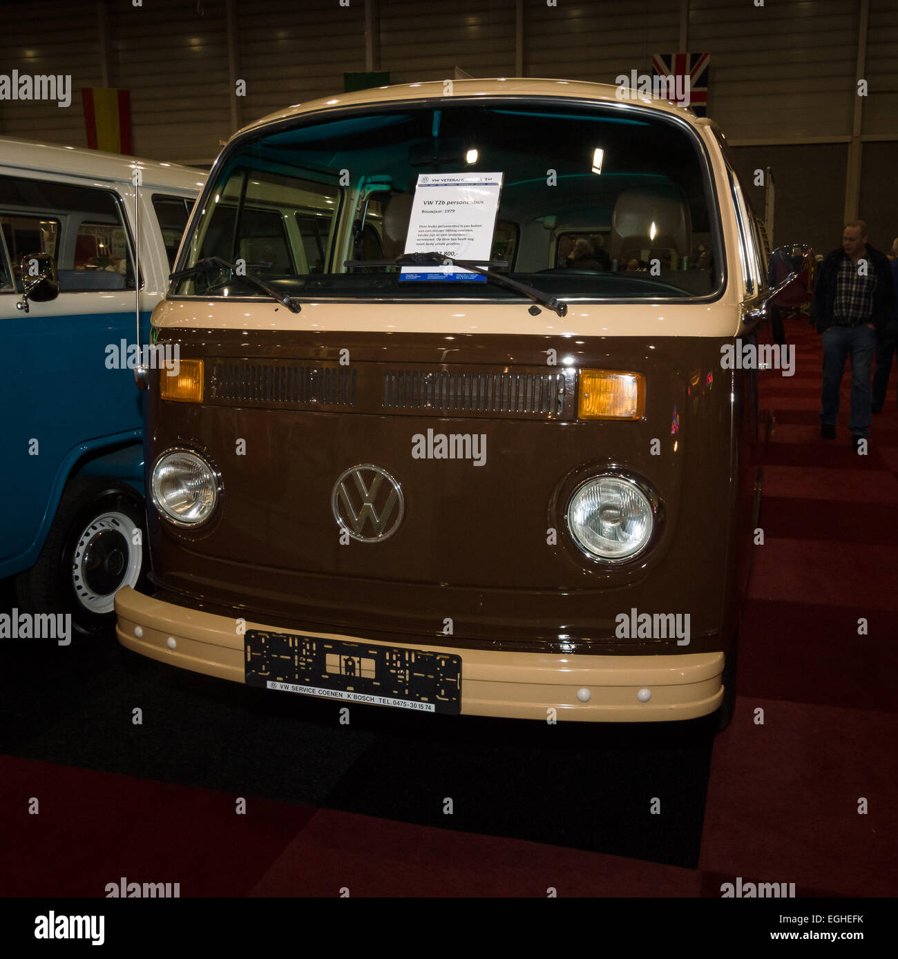 Vw t2b bus hi-res stock photography and images - Alamy
