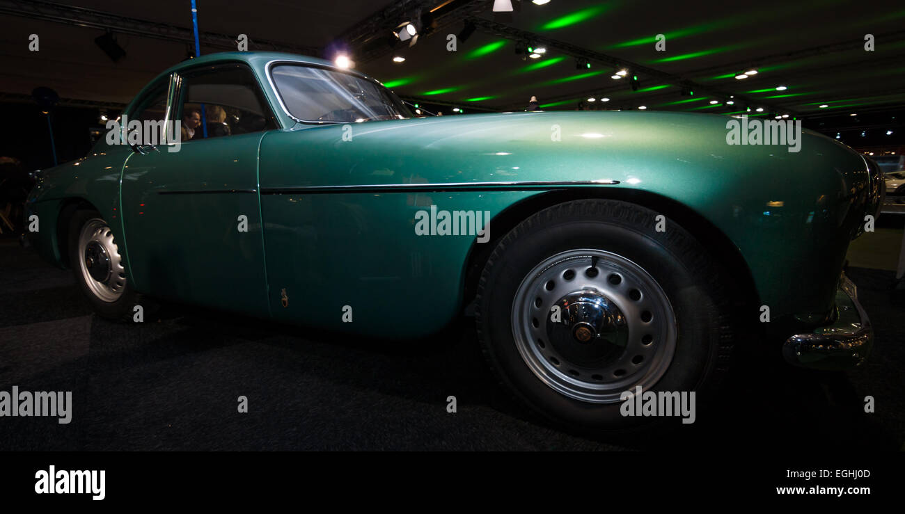 Classic british 2 door coupe hi-res stock photography and images - Alamy