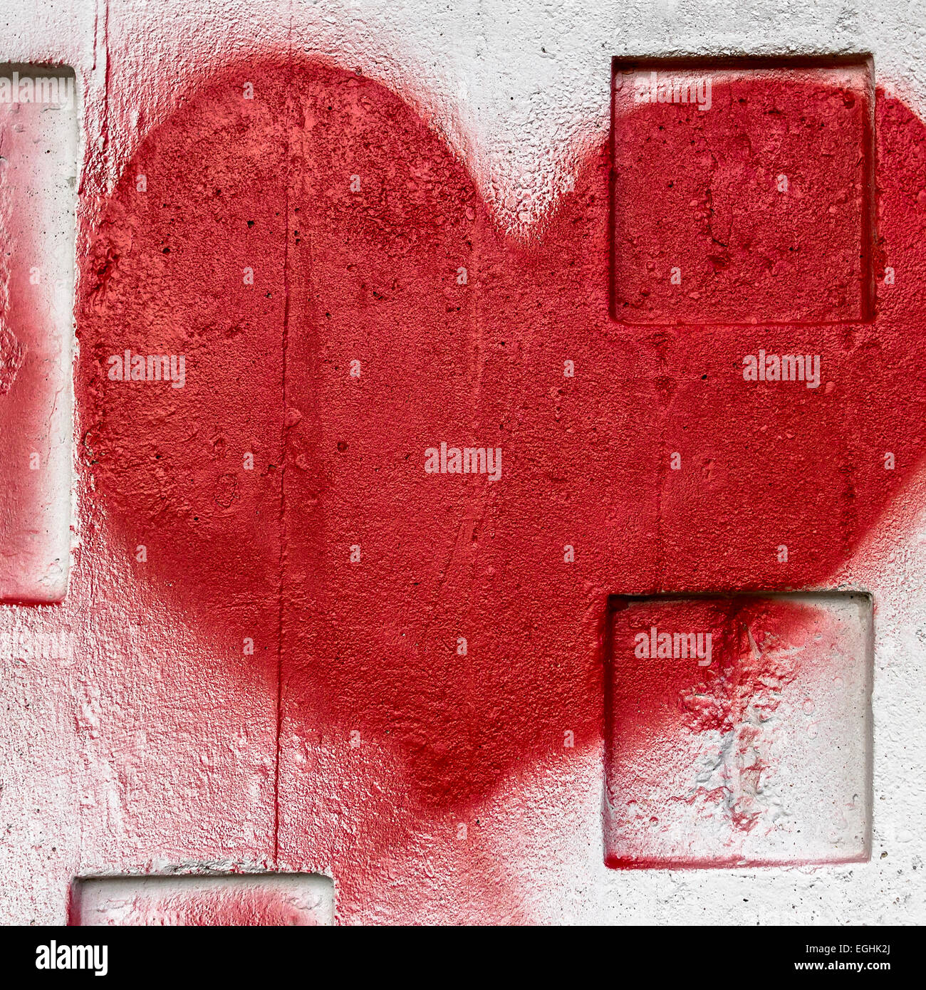 A red heart painted with love on a wall Stock Photo - Alamy
