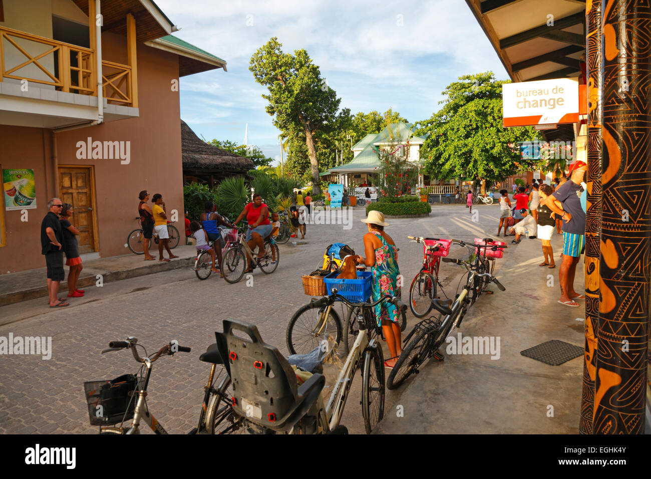 Seychelles People Town High Resolution Stock Photography and Images - Alamy