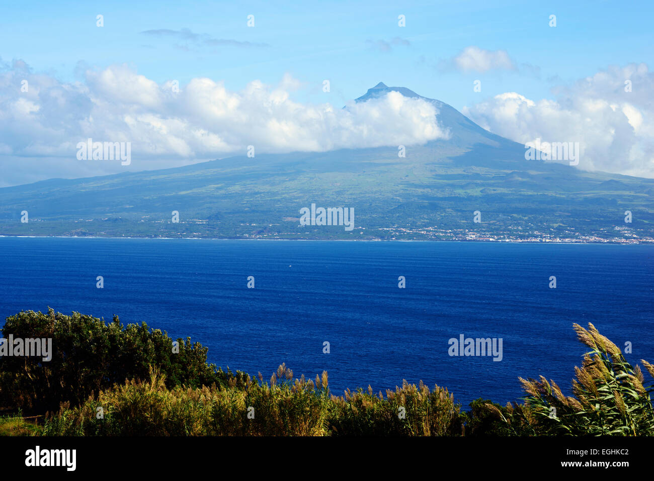 Island and Mt Pico, Ribeirinha, Faial, Azores, Portugal Stock Photo - Alamy