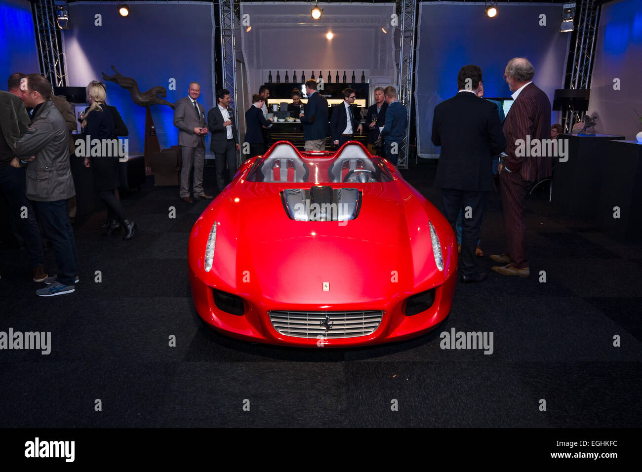 Supercar Ferrari Rossa Stock Photo - Alamy