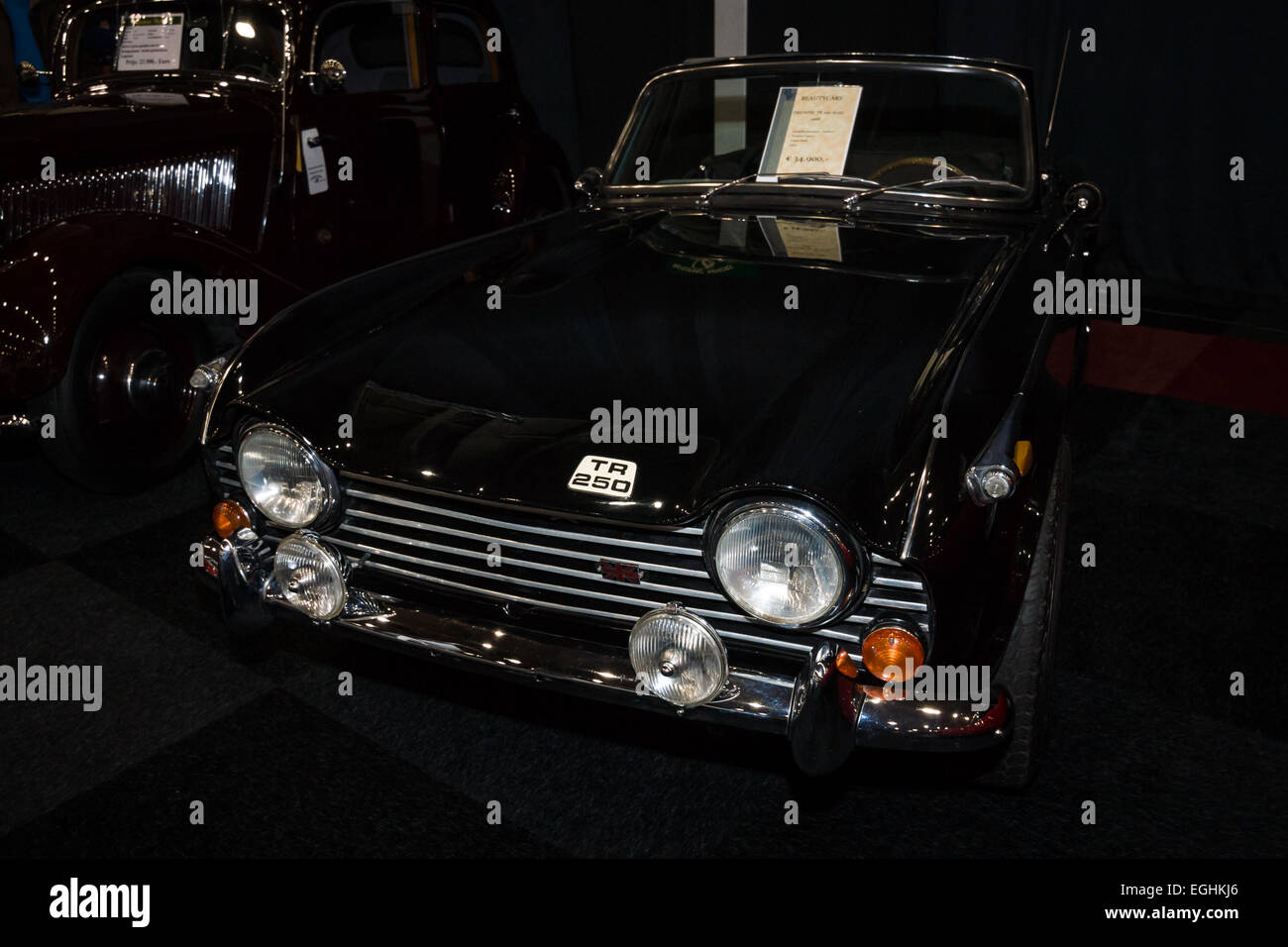 Triumph tr250 hi-res stock photography and images - Alamy