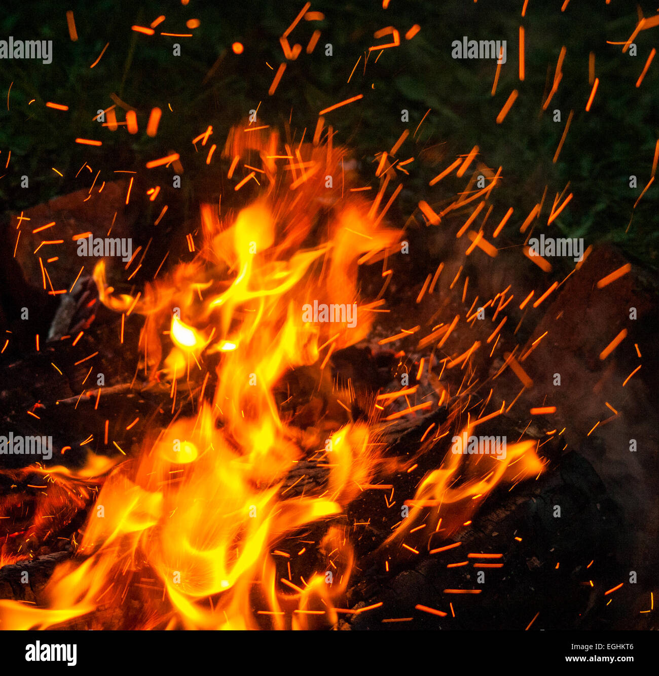 bonfire at night Stock Photo - Alamy