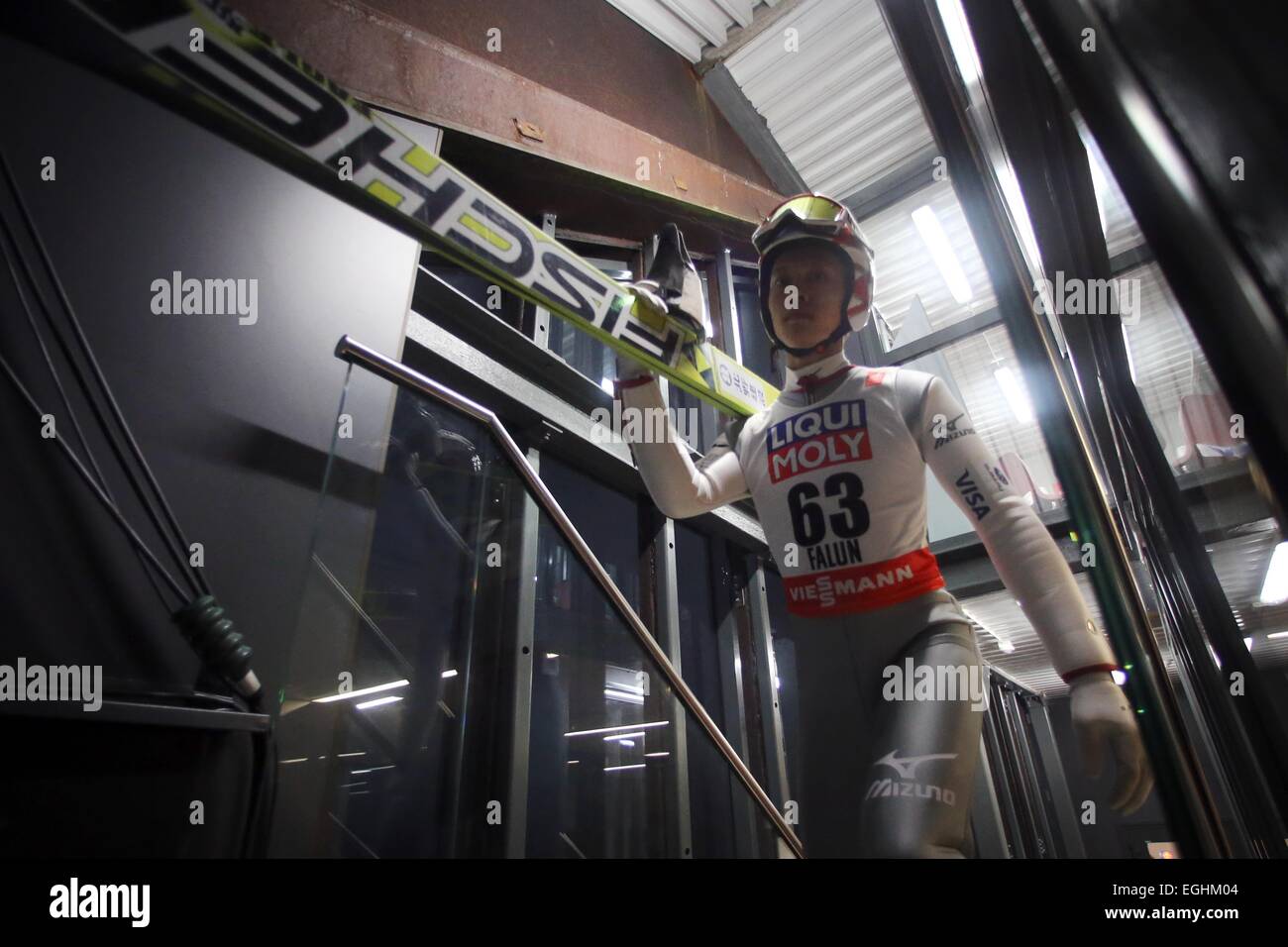 Falun, Sweden. 24th Feb, 2015. Taku Takeuchi of Japan walks on the ...