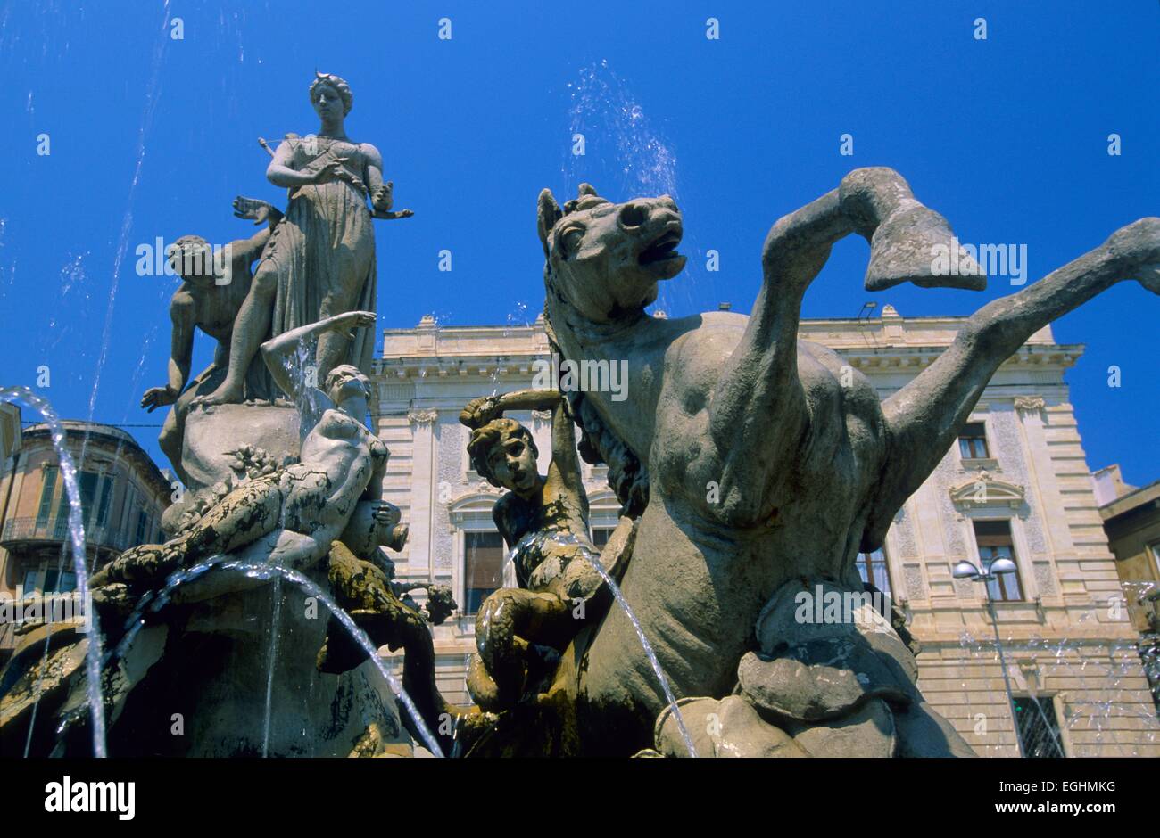 Italy, Sicily, Siracusa city, Ortigia island, Piazza Archimede, Diana ... Italy, Sicily, Siracusa city, Ortigia island, Piazza Archimede, Diana ...